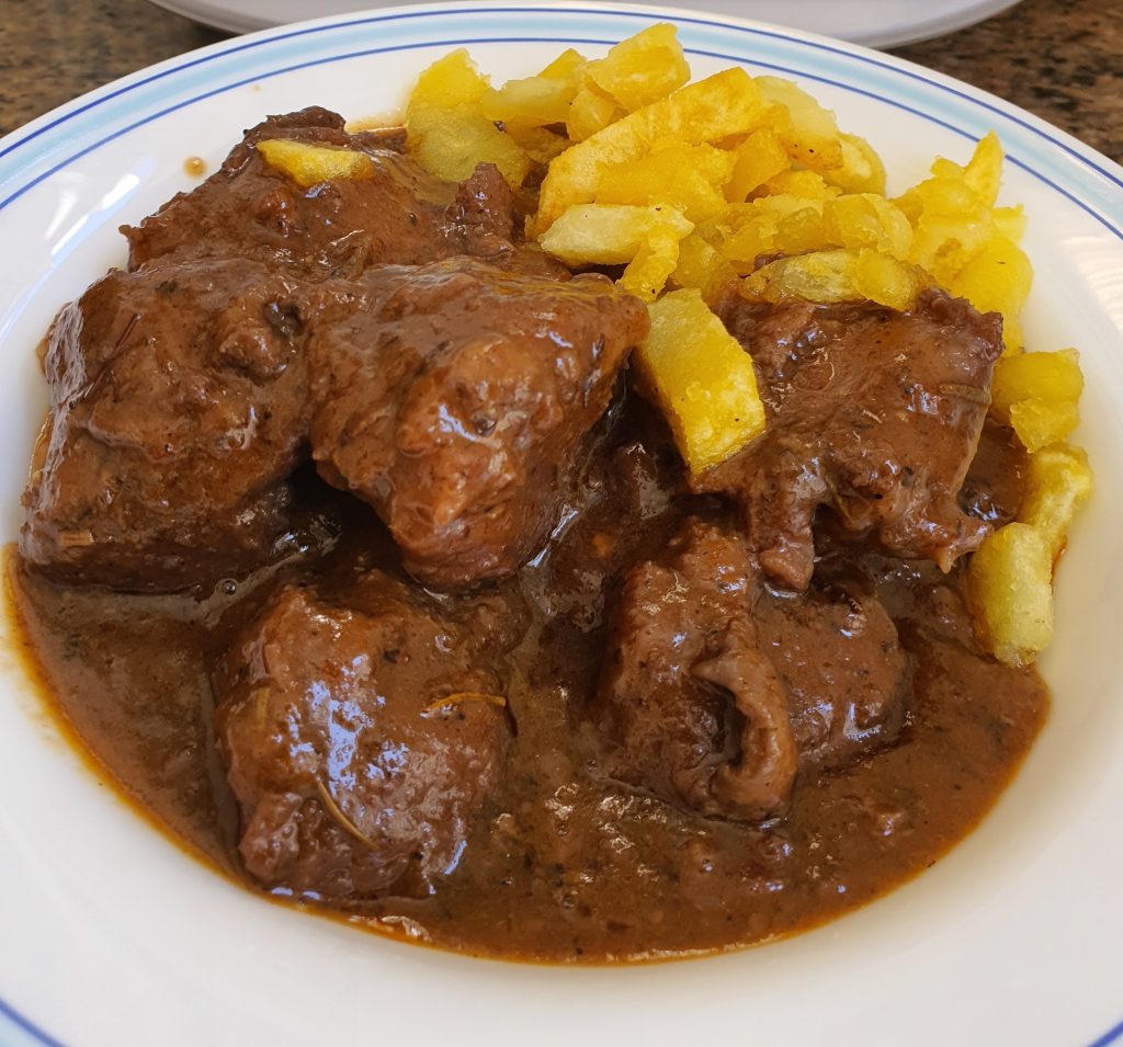 Carrillada en salsa - La Granja Victoria de Cuenca